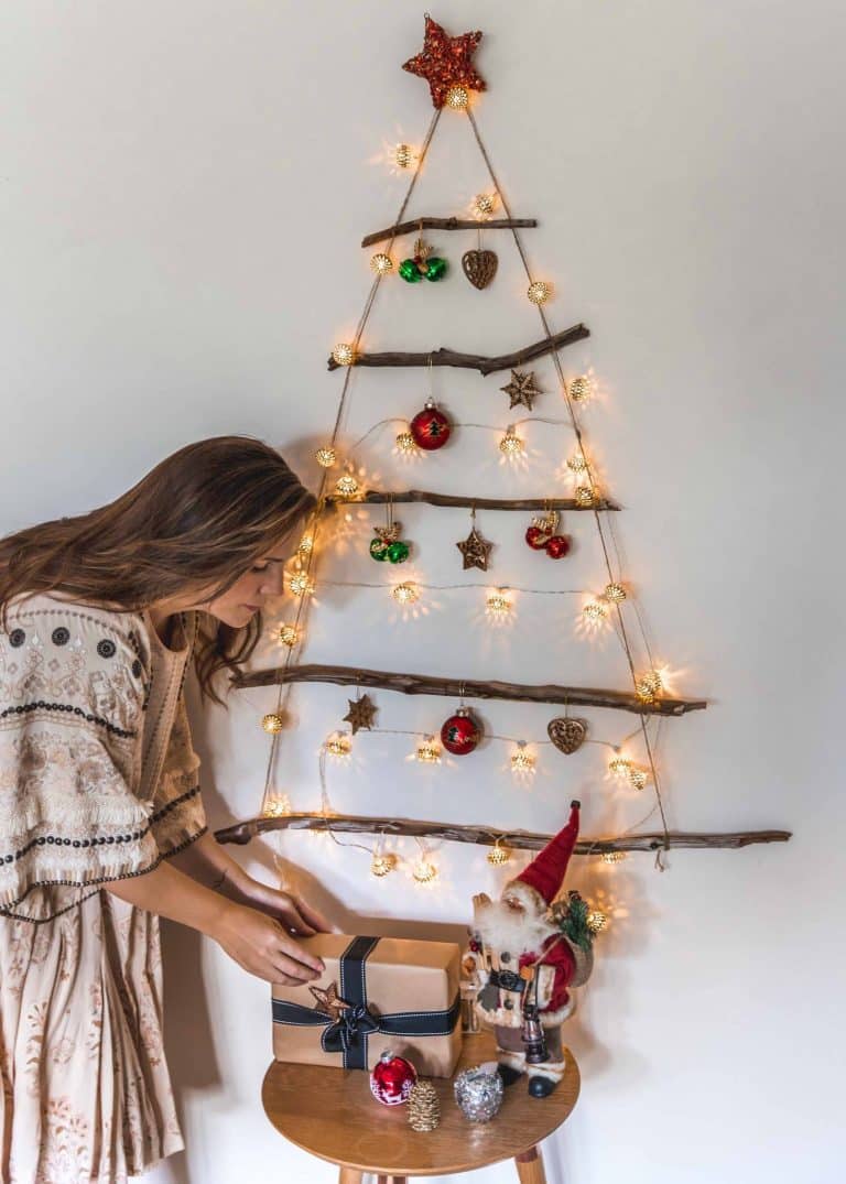 DIY Sustainable Stick Christmas Tree - The Green Hub