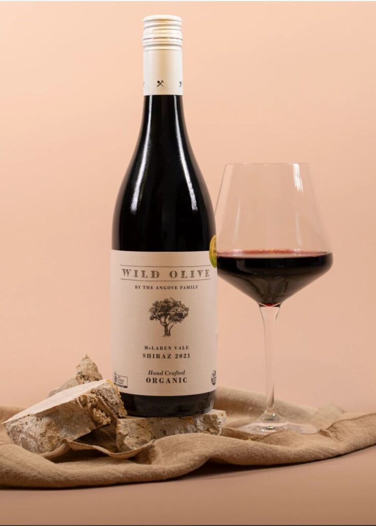 9 of Our Favourite Organic, Vegan, + Sustainable Wine Brands - The ...